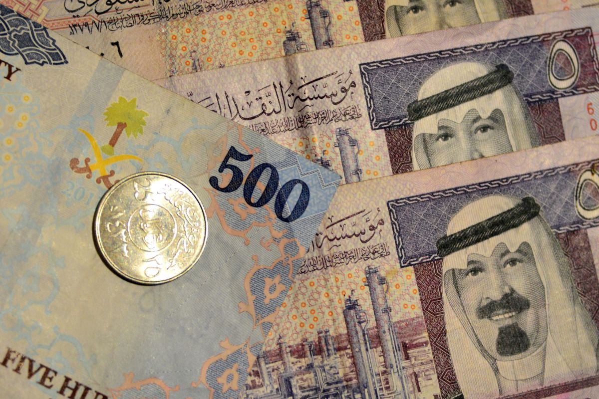 Saudi Arabia’s PIF AUM surges to $940.26bn to become world’s fifth ...