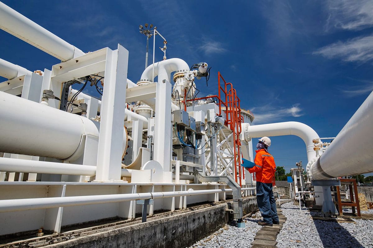 KEZAD Group, Apex Engineering sign AED90mn 50-year lease for industrial ...