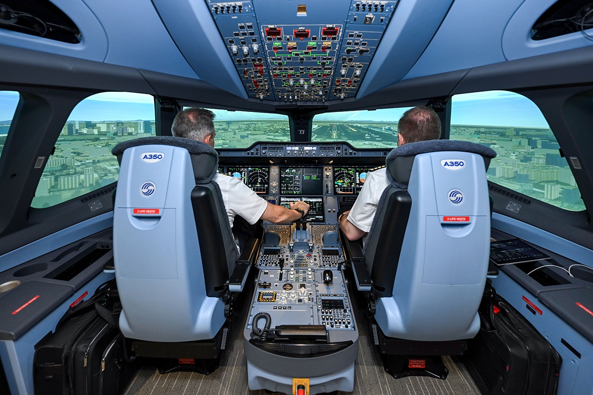 Dubai's Emirates invests $48mn in A350 Training Equipment - Arabian ...
