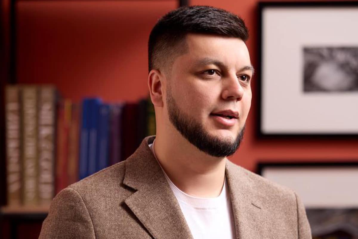 The historic opening of the first Uzbek restaurant at the Haram in ...