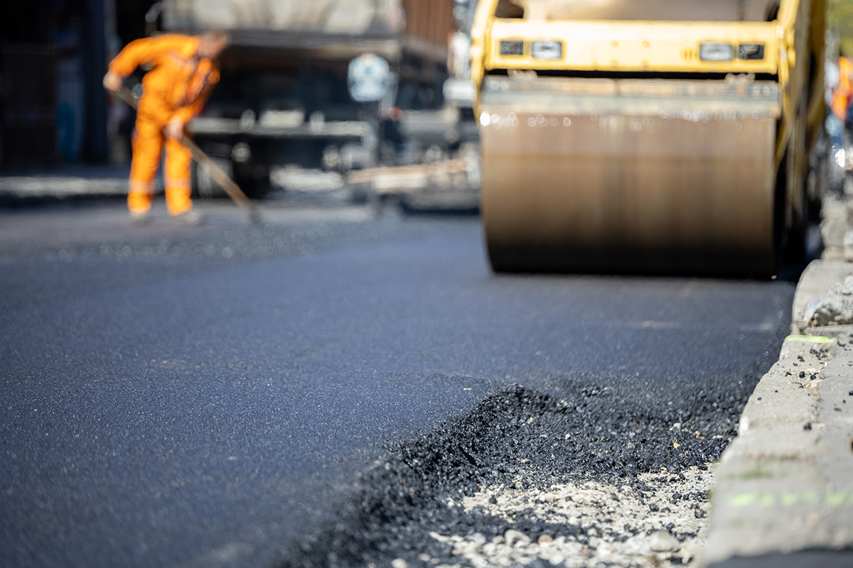 Saudi Arabia rolls out new road technology to boost traffic safety ...