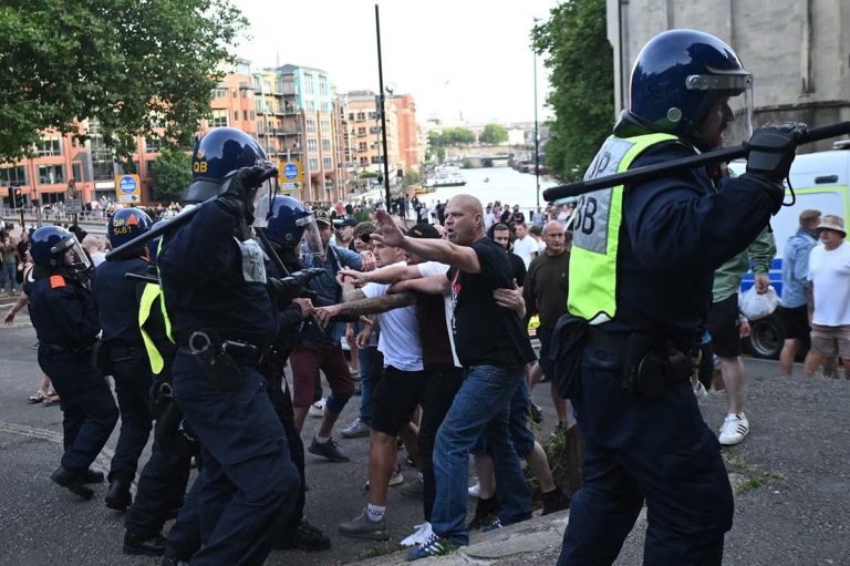 UAE issues UK riot warning to citizens - Arabian Business: Latest News ...